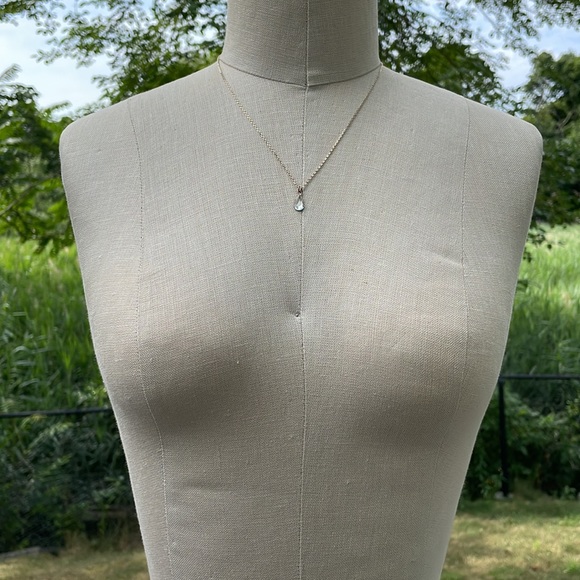 Yves Rocher | Jewelry | Yves Rocher Crystal Droplet Pendant Necklace ...